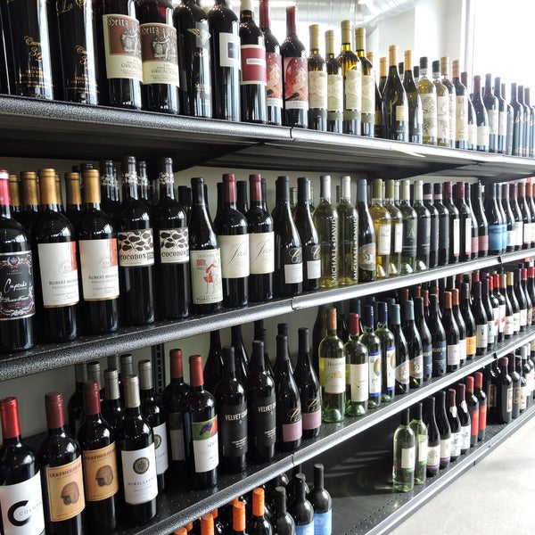 Broadway Liquor Outlet - Jordan - 102 visitors