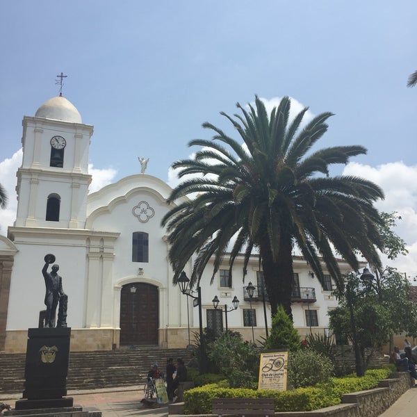 Parque Principal De Guateque Enrique Olaya Herrera - 1 tip