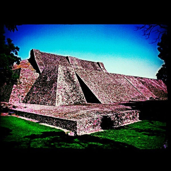 Zona Arqueológica de Tenayuca - Tlanepantla de baz, México