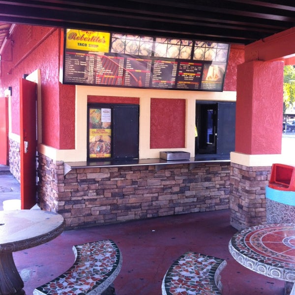 Robertito's Taco Shop - Mexican Restaurant in Fresno