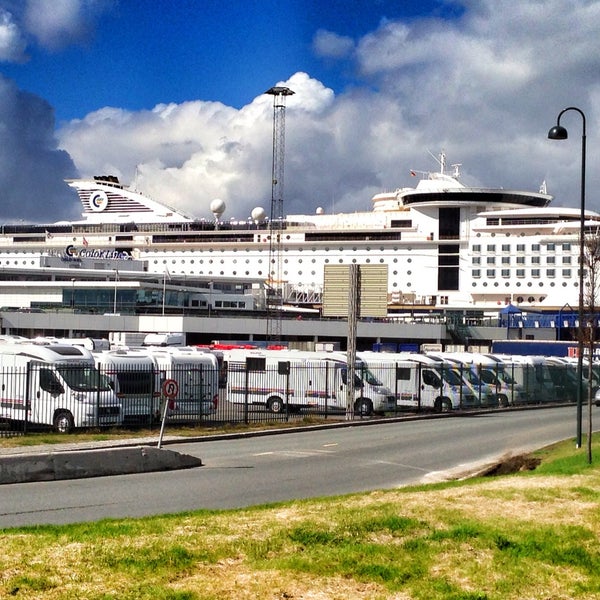 Color Line-terminalen - Frogner - 8 tips from 1143 visitors