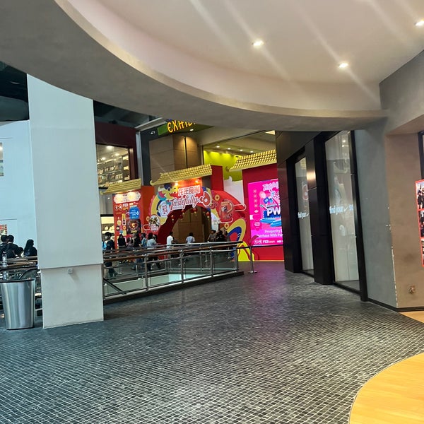 Mid Valley Megamall - Shopping Mall in Kuala Lumpur