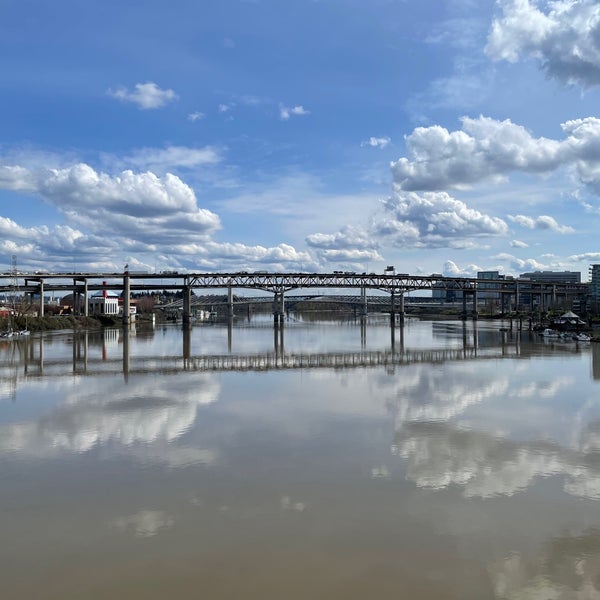 Hawthorne Bridge - Hawthorne Bridge
