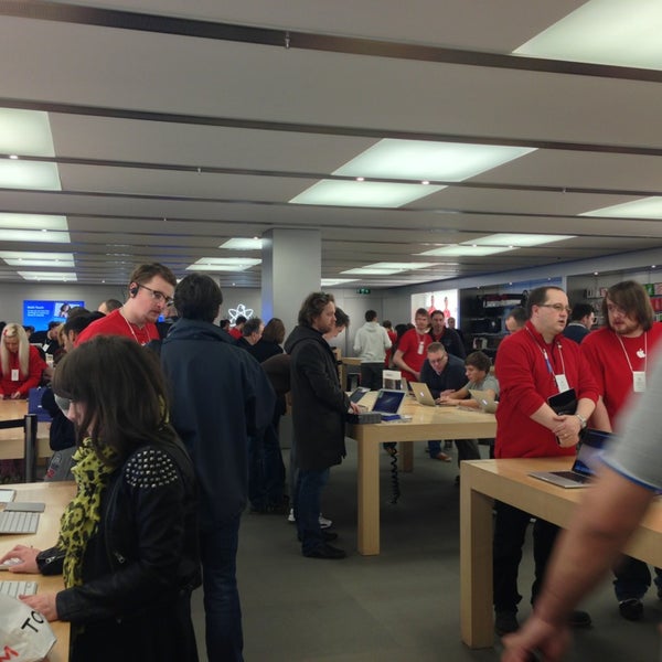 Photos at Apple Trafford Centre - Electronics Store