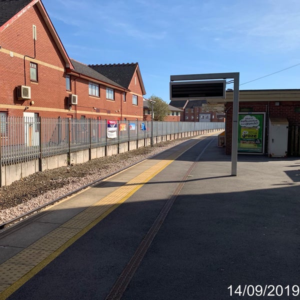 Penarth Railway Station (PEN) - Stanwell Rd