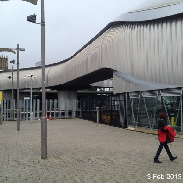 Newport Railway Station (NWP) - Train Station in Newport