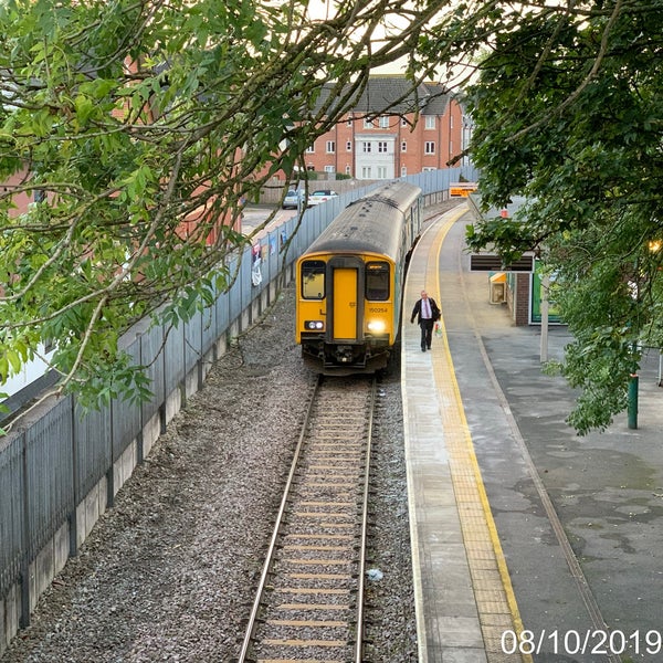 Penarth Railway Station (PEN) - Stanwell Rd