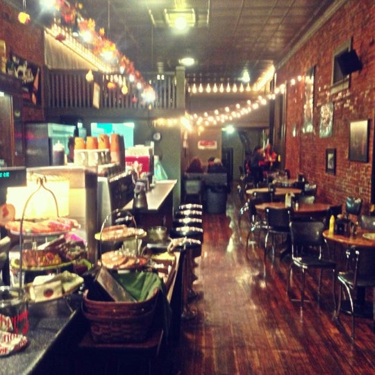Smokey Row Coffee - 111 E Monroe St