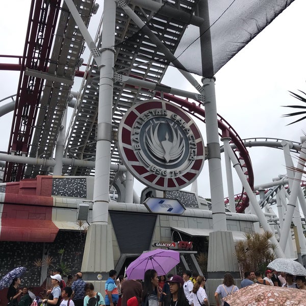 Photos at Battlestar Galactica: Human vs. Cylon - Universal Studios ...