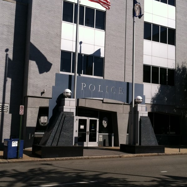 Richmond Police Department - Police Station in Richmond
