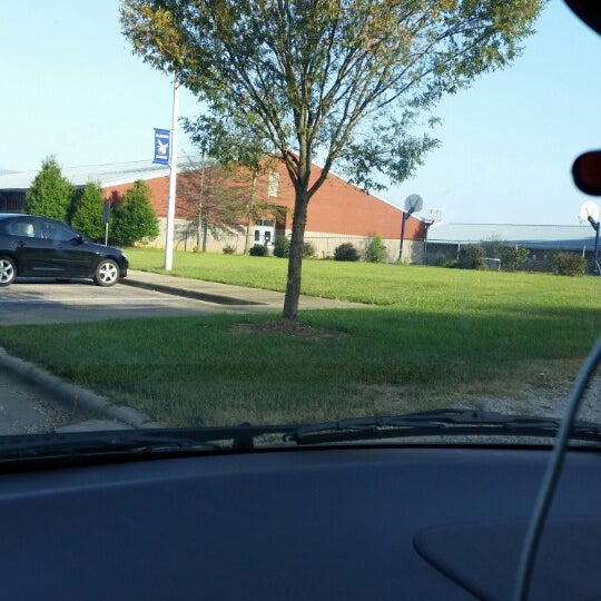 Dillard Drive Elementary School - Elementary School