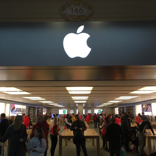 Photos at Apple Trafford Centre - Electronics Store