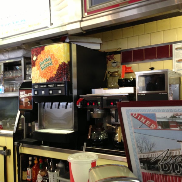Arcadia Diner - 4 tips