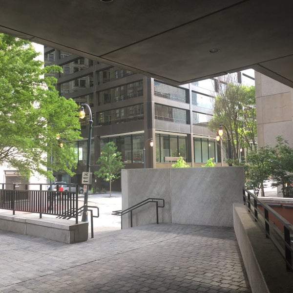 Atlanta Fulton Public Library - Central - Downtown Atlanta - 1 Margaret ...