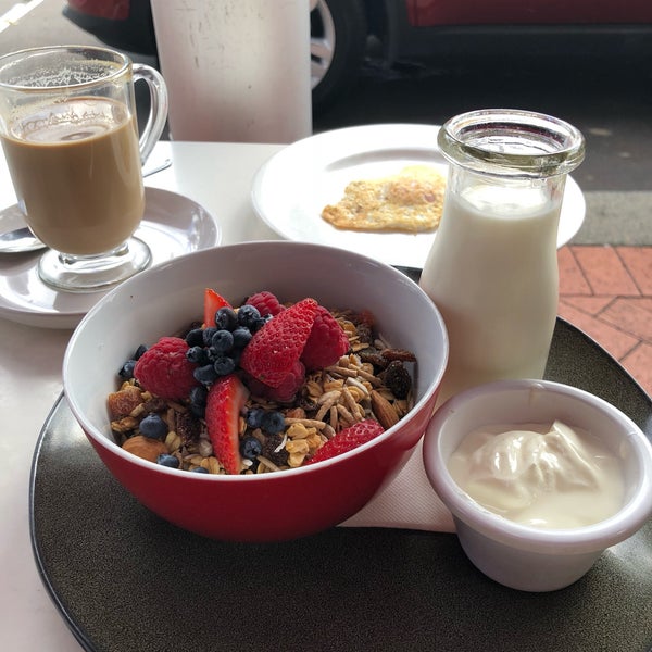 Cafe Bellissimo - 2 tips from 48 visitors