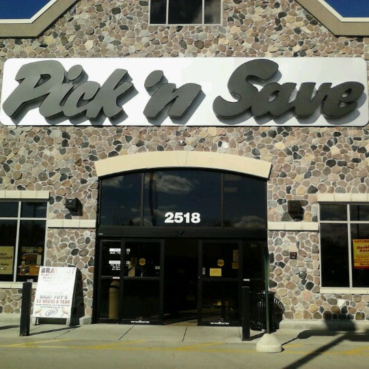 Pick 'n Save - Grocery Store in West Bend