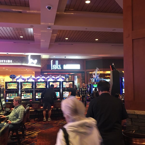 Falls Buffet - 8 tips from 849 visitors