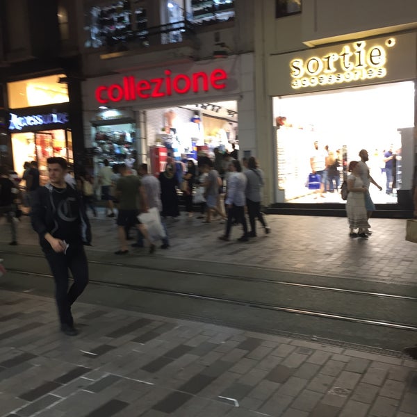 Collezione - Clothing Store