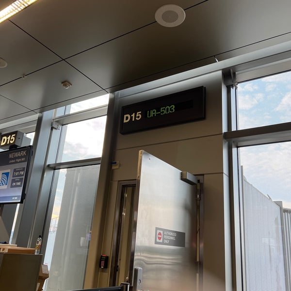 Photos at RDU - Gate D15 - 1 tip