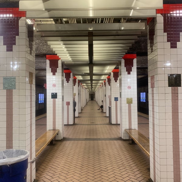 MBTA Broadway Station - D Street - West Broadway - 13 tips