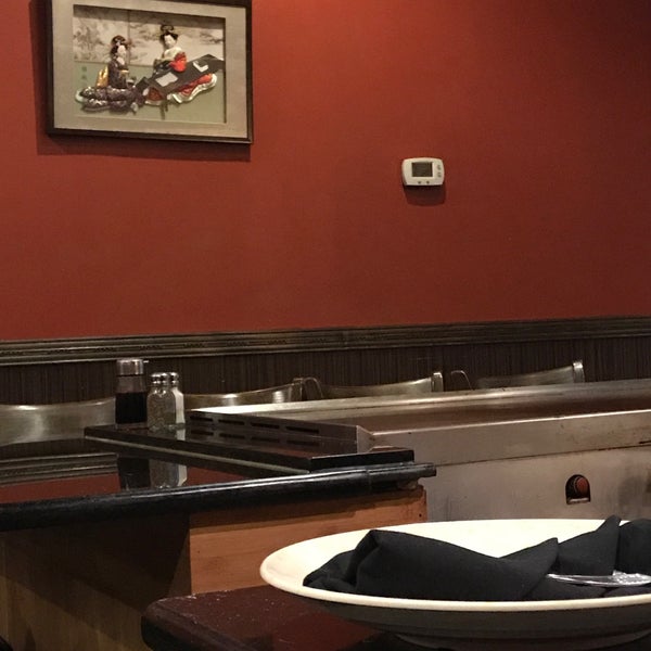 Fujiyama Japanese Steakhouse - Marion, IL