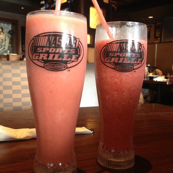 NASCAR Sports Grille - 70 tips from 4399 visitors