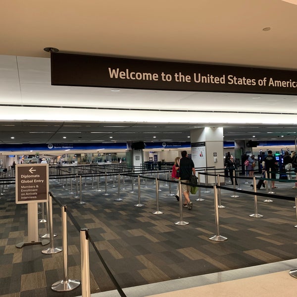 Global Entry Kiosk - Airport Service in San Francisco