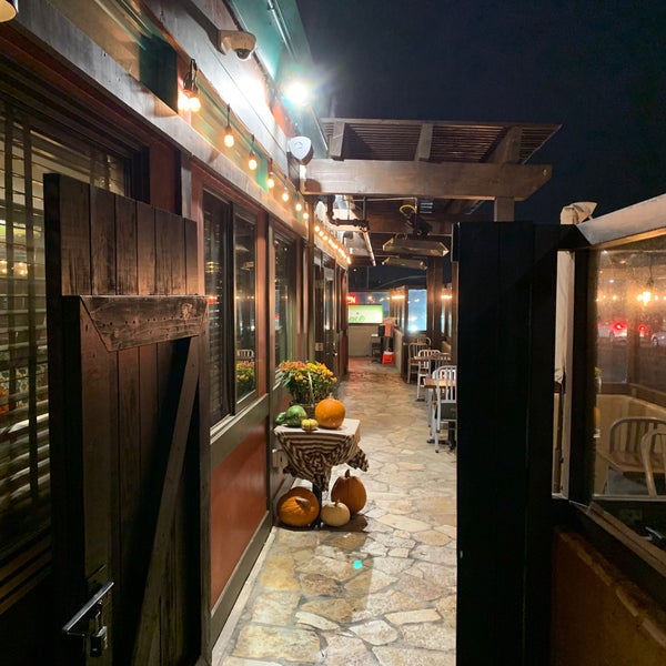 Photos at Googie Grill - 10 tips