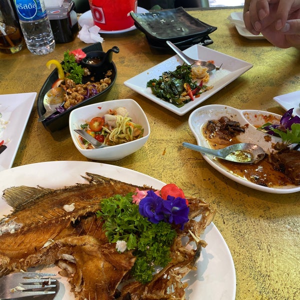 ตาทวย (Ta Tuay) - Thai Restaurant in Thalang