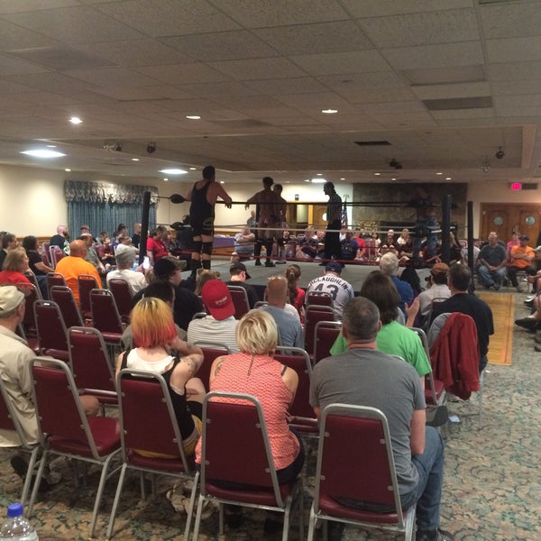 Maynard Elks Lodge - Bar