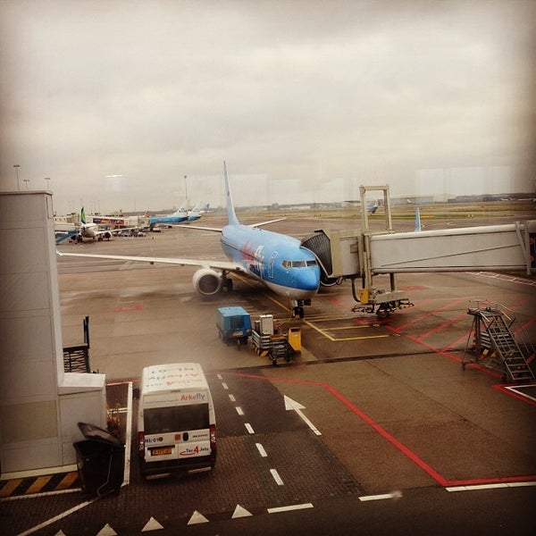 Photos at Gate B35 - 3 tips from 1444 visitors