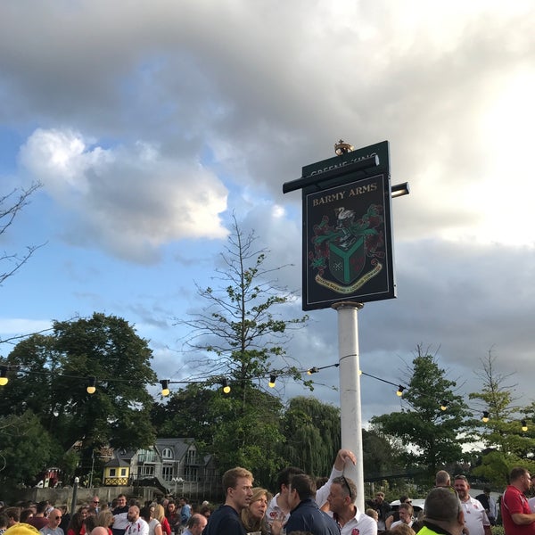 The Barmy Arms - Twickenham - The Embankment