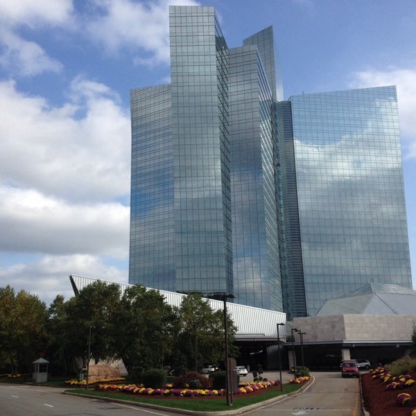 Sky Hotel - 13 tips from 3211 visitors