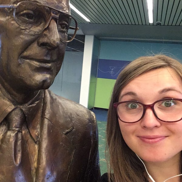Victor G. Atiyeh Statue - Portland International Airport - Concourse D