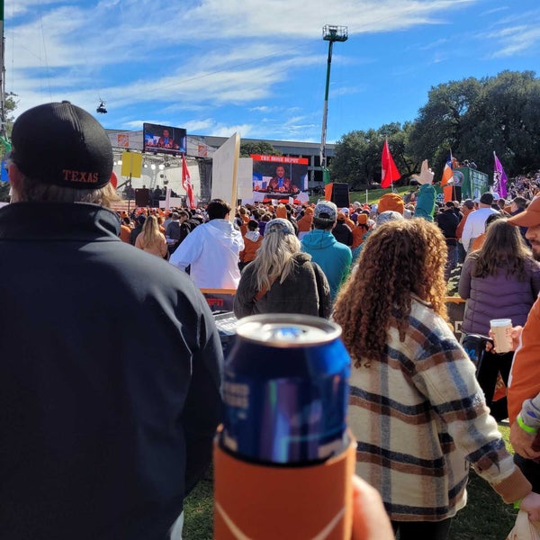 LBJ Library Lawn - Field in University of Texas-Austin