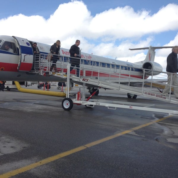 Region of Waterloo International Airport (YKF) - 21 tips from 1130 visitors