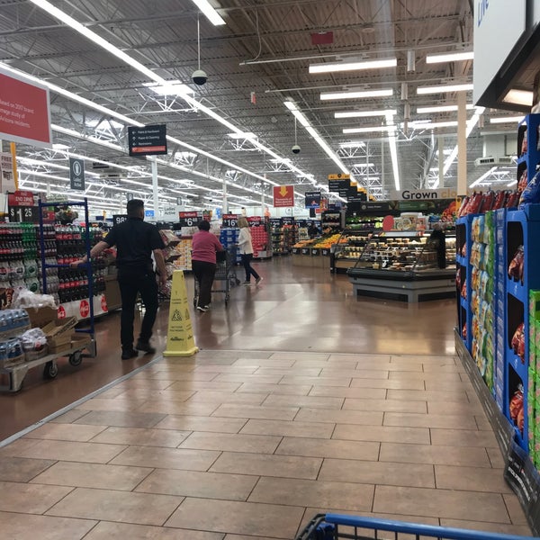 Walmart Supercenter - 2501 S Market St