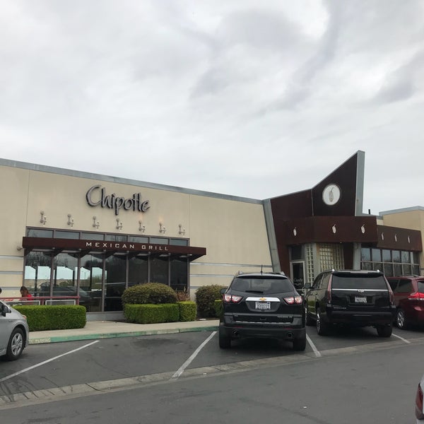 Chipotle Mexican Grill - 4940 Pacific Ave