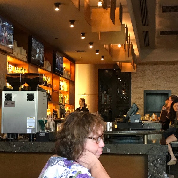 Visions Lounge - Seattle Central Business District - 3 tips from 88 ...