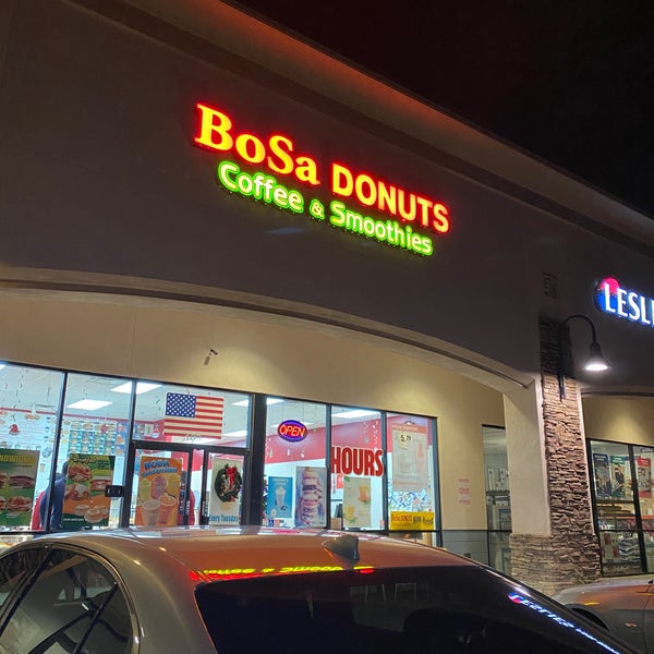 Bosa Donuts - Donut Shop in Gilbert