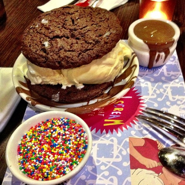 Max Brenner Chocolate Bar - 7 tips from 235 visitors