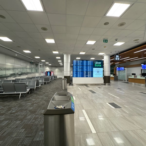 T3 Satellite Terminal - Toronto Pearson International Airport - 12 tips