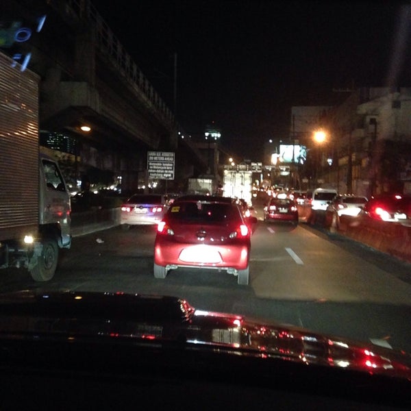 Photos at EDSA - Kamuning Flyover - Pinyahan - Quezon City, Quezon City