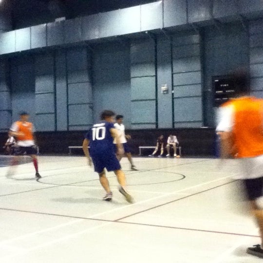 Photos at Serendra Basketball Court - Fort Bonifacio - 2 tips from 106 ...