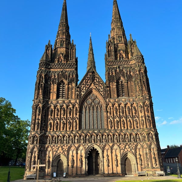 Lichfield Cathedral - Church