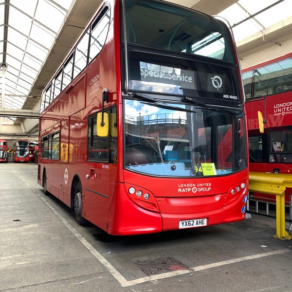 Shepherd's Bush Bus Garage - Bus Station in Shepherd's Bush