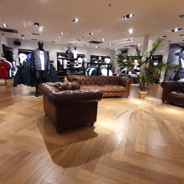 The Sting - Clothing Store