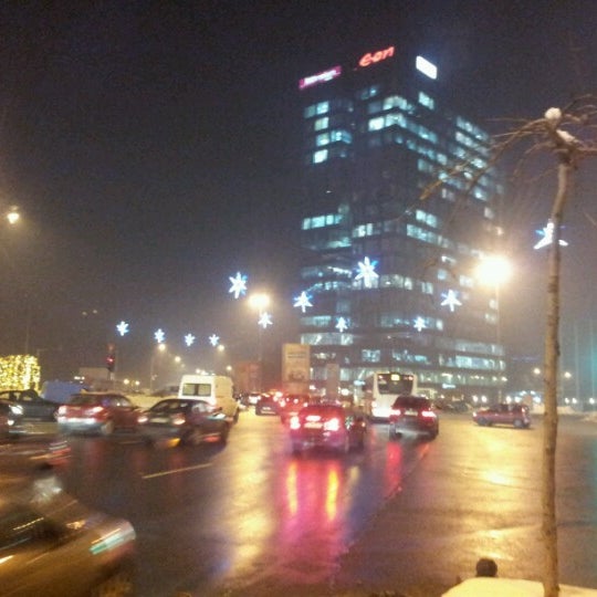 Piața Presei Libere - Domenii - 11 tips from 4700 visitors