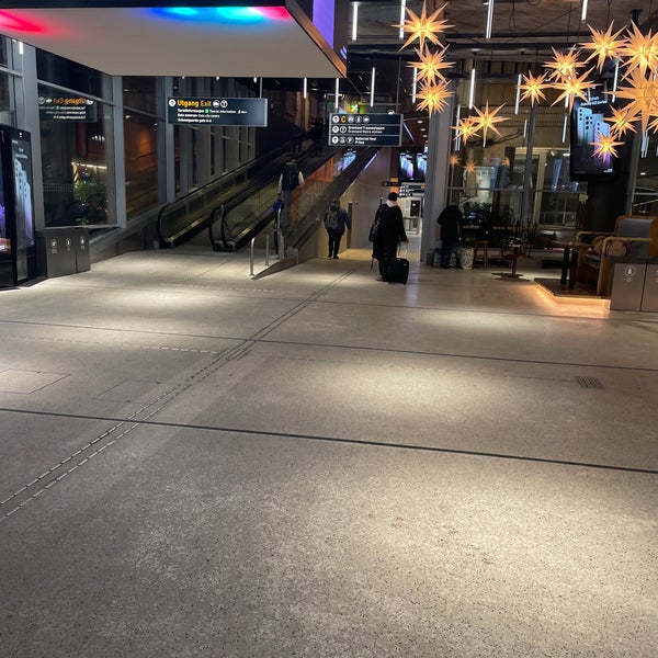 Photos at Oslo Bussterminal - Grønland - Schweigaards gate 10