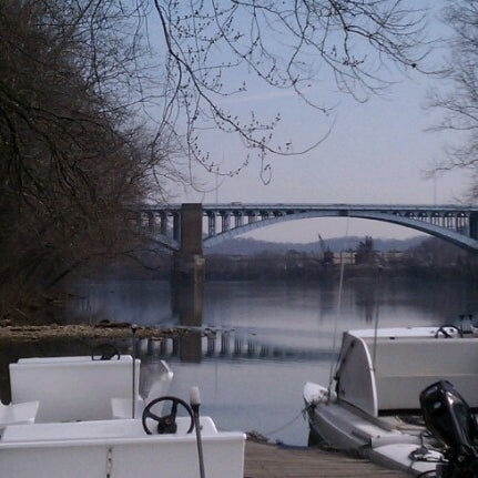 Photos at 40th St. Bridge - 4 tips